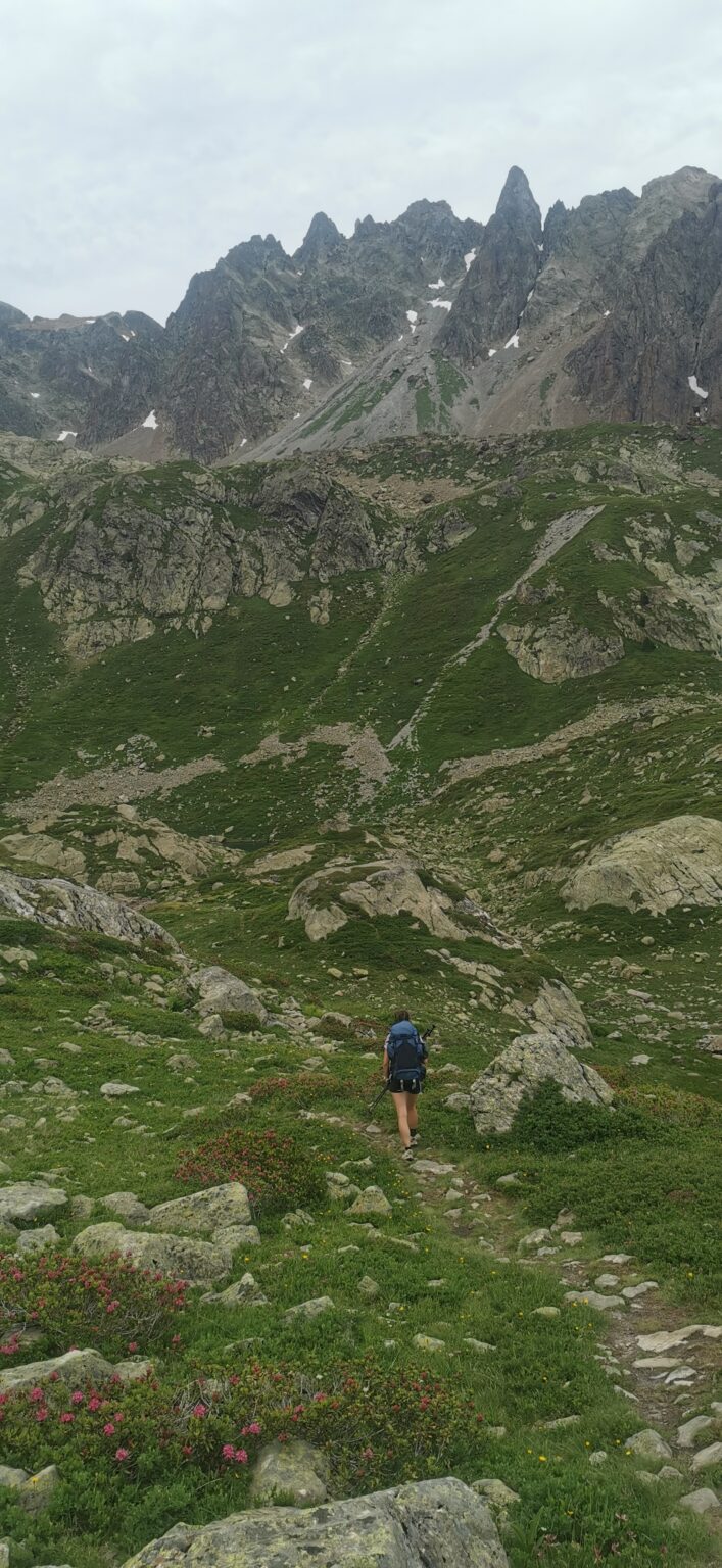 Le Tour des Aiguilles Rouges en 3 jours par la crête de Villy