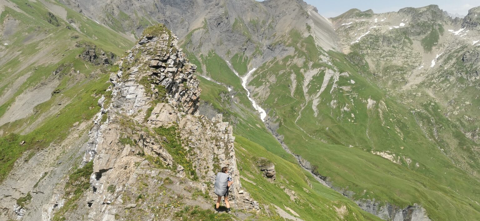 Le Tour des Aiguilles Rouges en 3 jours par la crête de Villy